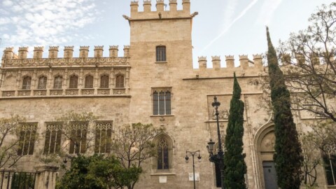 LA RUTA DEL VINO MÁS ANTIGUA DE ESPAÑA; UTIEL REQUENA – Guías Oficiales CV